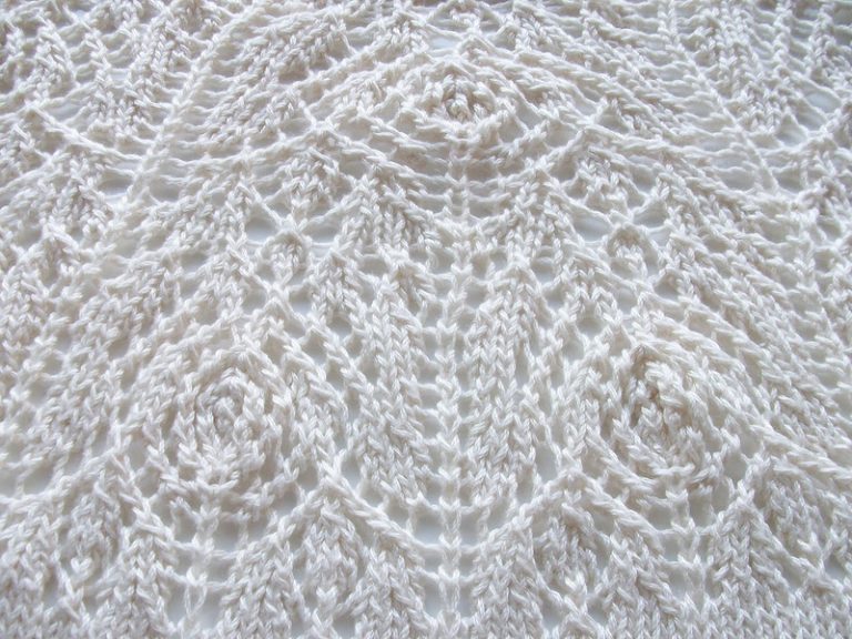 Roses lace pattern intricate knitting stitch - Knitting Kingdom